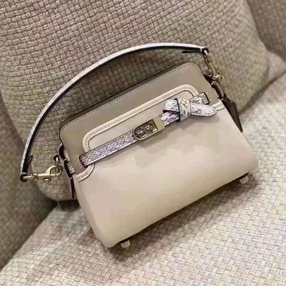 Coach | Bags | Coach Tate 8 Crossbody With Snakeskin Detail Landa ...